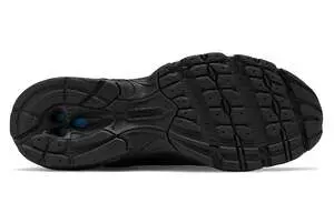 NEW BALANCE 530 Retro Lace Up Sneakers - Black