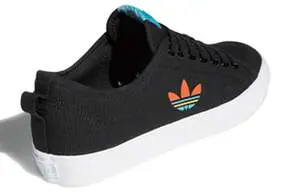 Adidas Nizza Low Top Sneakers