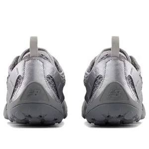 NEW BALANCE Mt10 Sneakers - Grey