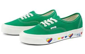 VANS Authentic Low Top Sneakers With Heart Detail - Green