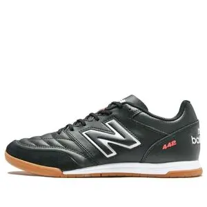 NEW BALANCE 442v2 Team Indoor Soccer Shoes - Black/white