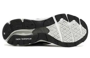 NEW BALANCE 990v3 Made In Usa Sneakers - Black