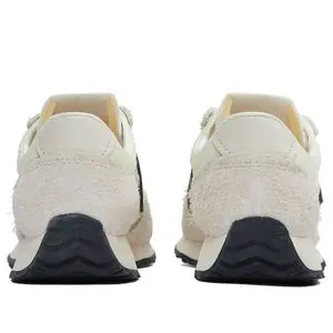 NEW BALANCE U471am "linen" Sneakers