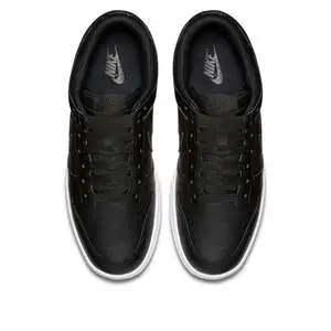 Nike Dunk Low Black White