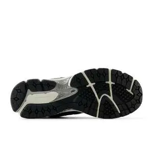 NEW BALANCE 2002r Sneakers - Navy/black