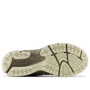 NEW BALANCE 1906r Cordura Sneakers - Olive/tan