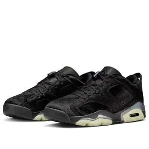 JORDAN Retro Low 'blackout - Black/black