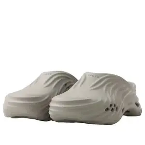 CROCS Echo Wave "elephant" Clogs - Grey