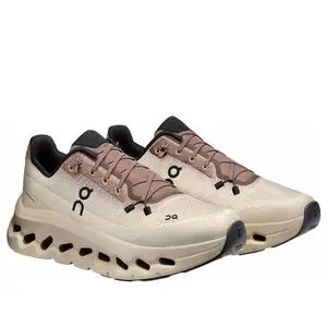 On Cloudtilt "clove Sand" Sneakers - Clove/sand