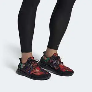 Adidas Ultraboost Dna Floral Sneakers