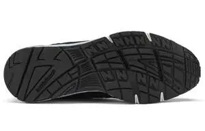 NEW BALANCE 991 Sneakers - Black