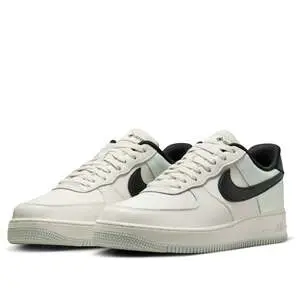 Nike Force 1 Gore-tex Sneakers