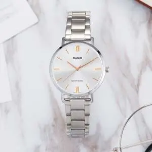 Casio Quartz Analog Watch With Stainless Steel Bracelet - Silver