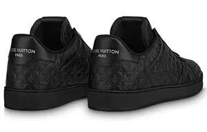 LOUIS VUITTON Rivoli Sneakers - Black