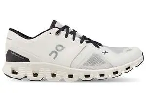 On Cloud X 3 Sneakers - White/black