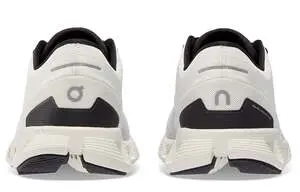 On Cloud X 3 Sneakers