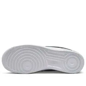 Nike Force 1 '07 Essential Sneakers - White/black