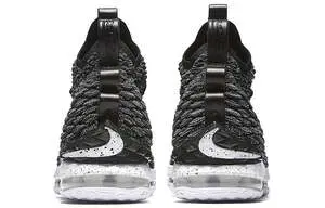 Nike Lebron 15 Ep "ashes" Basketball Sneakers - Black/white