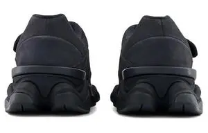 NEW BALANCE 8040 Sneakers - Black/navy