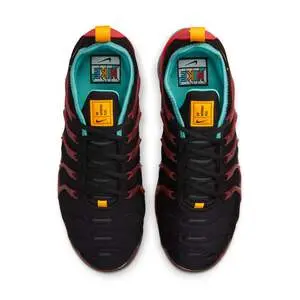 Nike Vapormax Plus Low Top Sneakers - Black/red