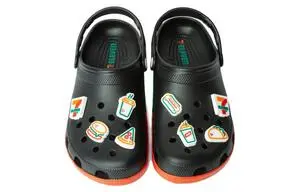 CROCS Classic Clog X 7-eleven