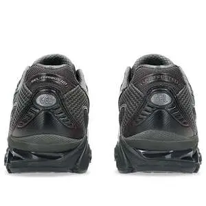 Asics X Unaffected Gel-nimbus .1 Sneakers - Grey