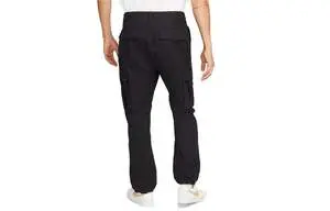 Nike Lightweight Cargo Pants With Multiple Pockets