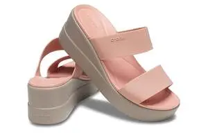 CROCS Brooklyn Lightweight Wedge Sandals