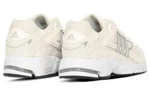 Adidas Response Cl Low Top Sneakers - White