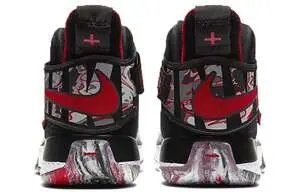 Nike Zoom Unvrs High Top Sneakers