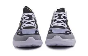 LI-NING Comet Sneakers