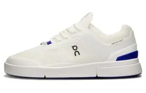 On The Roger Spin "undyed Indigo" Sneakers - White/navy