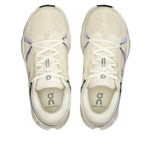 On Cloudsurfer 2 Performance Sneakers - Ivory