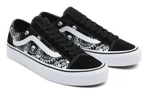 VANS Style 36 Bandana "skull Paisley" Low Top Sneakers - Black