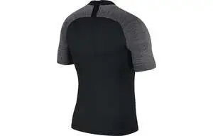 Nike Breathe Strike Training Top