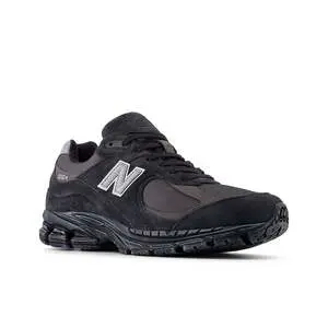NEW BALANCE 2002r Athletic Sneakers - Black/grey