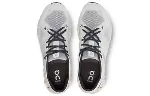 On Cloud X 3 Sneakers