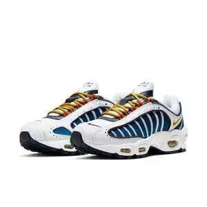 Nike Max Tailwind 4 Sneakers - Yellow