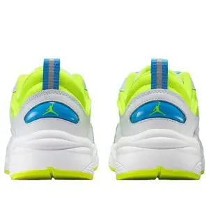 JORDAN Trunner O/s 'volt' Sneakers - Volt/white