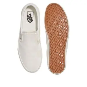 VANS Classic Slip-on Sneakers - White/neutrals