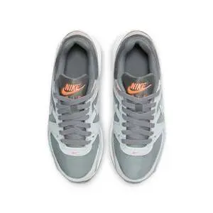 Nike Max Command Flex Sneakers