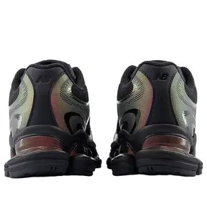 NEW BALANCE Abzorb 2000 'iridescent' Sneakers - Black/iridescent