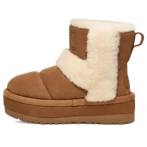 UGG Classic Chillapeak Boots - Chestnut