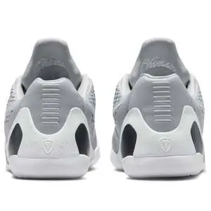 Nike Kobe 9 Low Top Sneakers