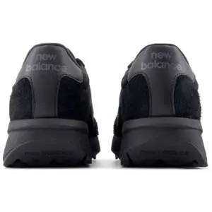 NEW BALANCE 370 Sneakers - Black