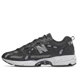 NEW BALANCE 827 Casual Low Top Sneakers - Black