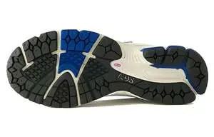 NEW BALANCE 2002r Sneakers - White/blue