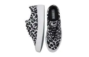 CONVERSE Skidgrip Low Top Sneakers - Black/gray