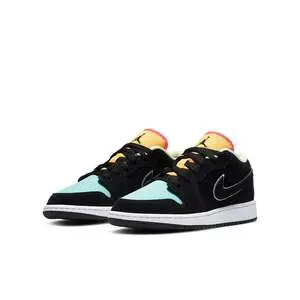 JORDAN 1 Low Se "aurora Green" Sneakers - Black