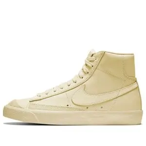 Nike Nike Blazer Mid '77 Vintage High Top Sneakers Creamyellow